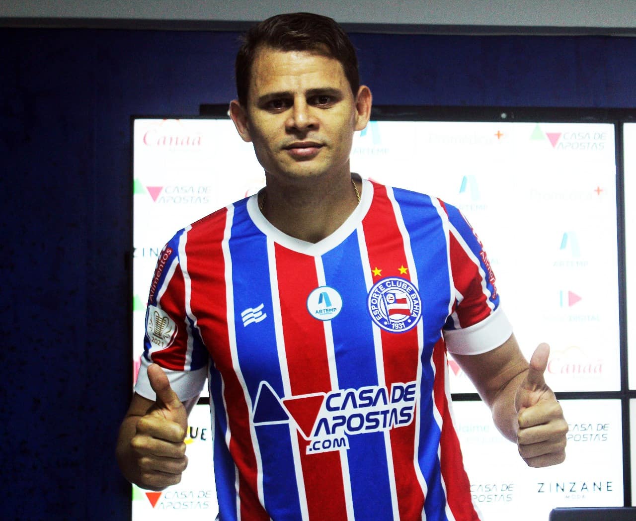 Jonas é apresentado no Bahia e se diz pronto para jogar - Futebol na Veia