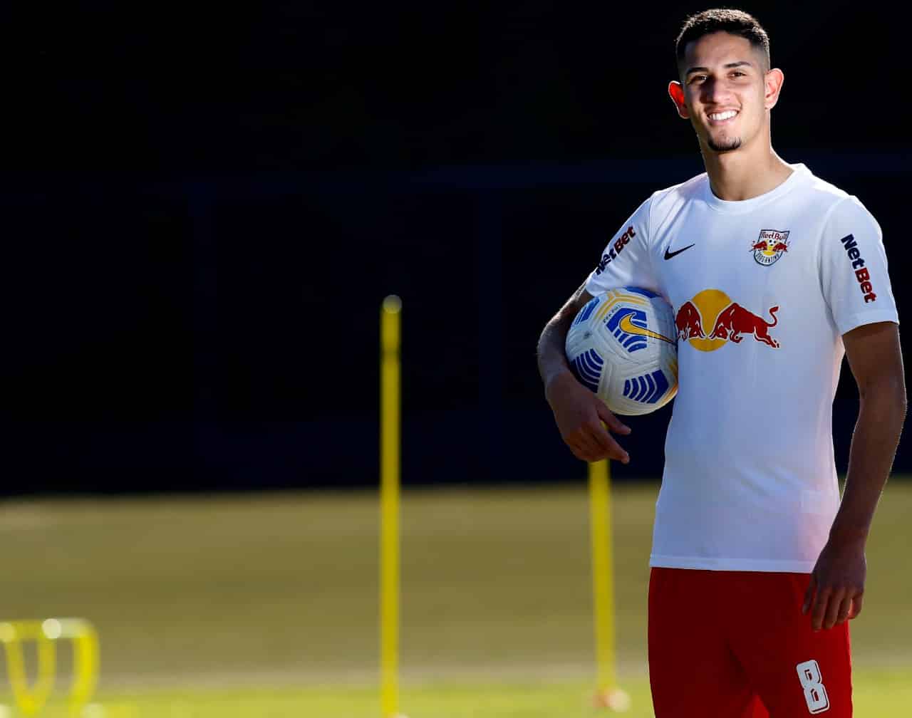 Praxedes é o novo reforço do Bragantino - Futebol na Veia