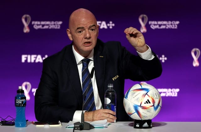 Presidente da Fifa, Gianni Infantino, rebate críticas ao Qatar ...
