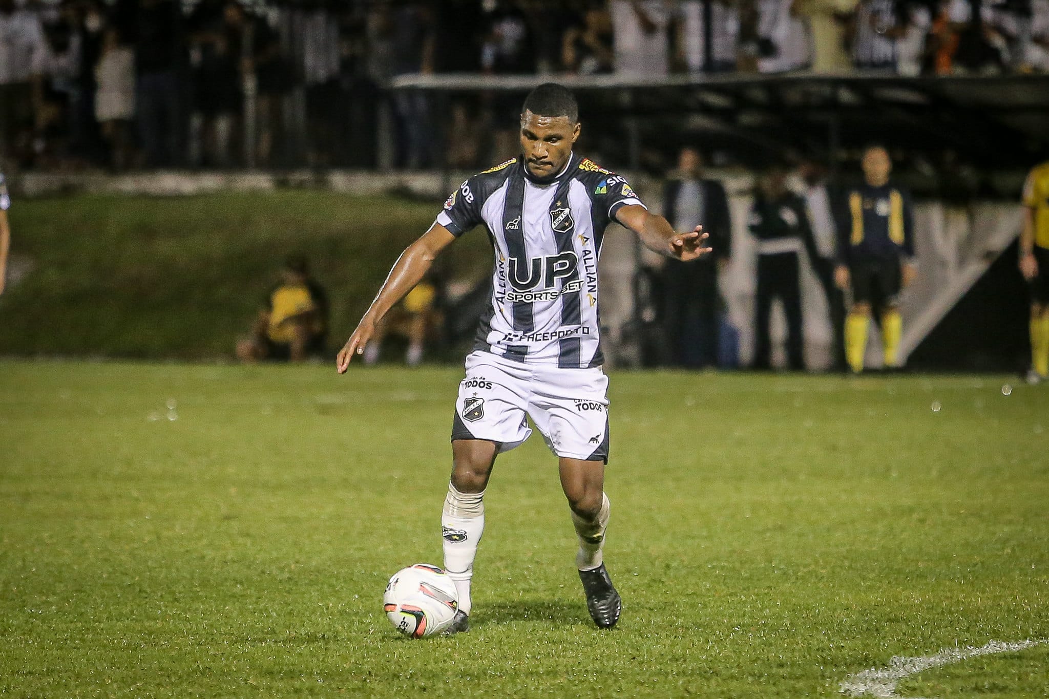 Favoritos ao acesso à Série A do Brasileirão - Futebol na Veia