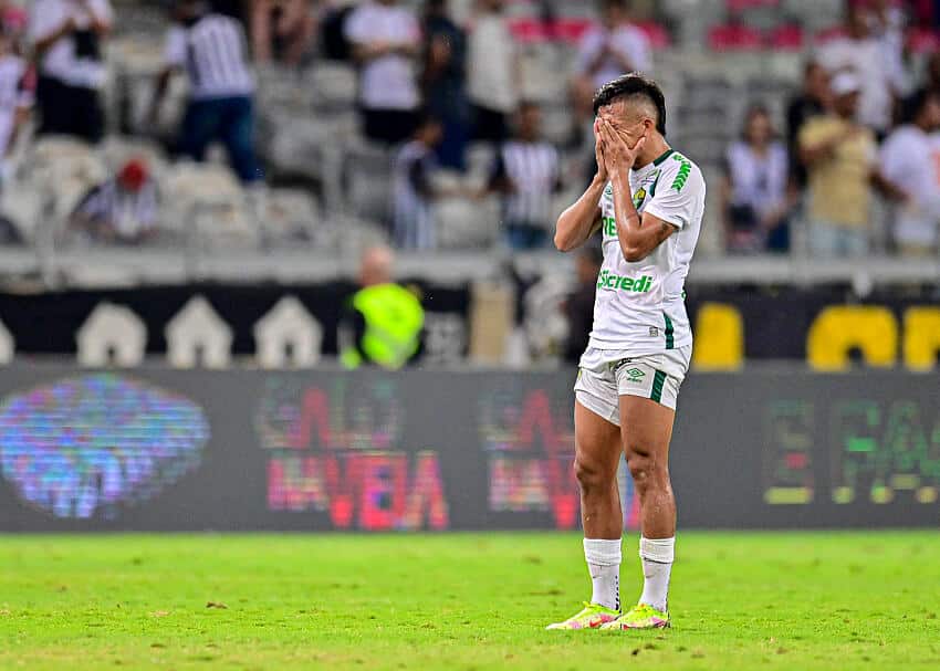 Melhores laterais-esquerdos do Brasileirão Série B 2023 - Futebol na Veia