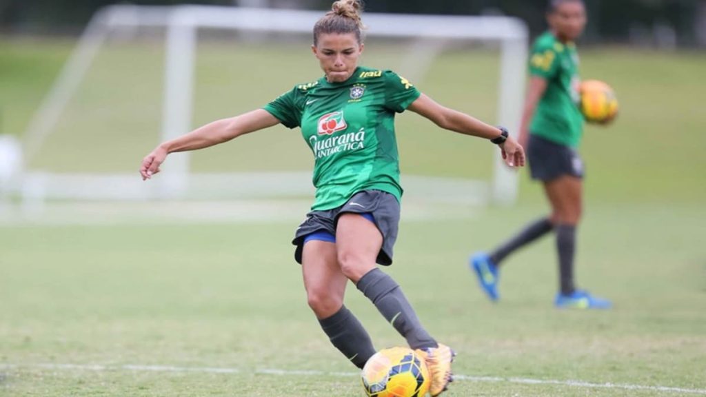 Tamires: biografia, estatísticas, carreira e prêmios - Futebol na Veia