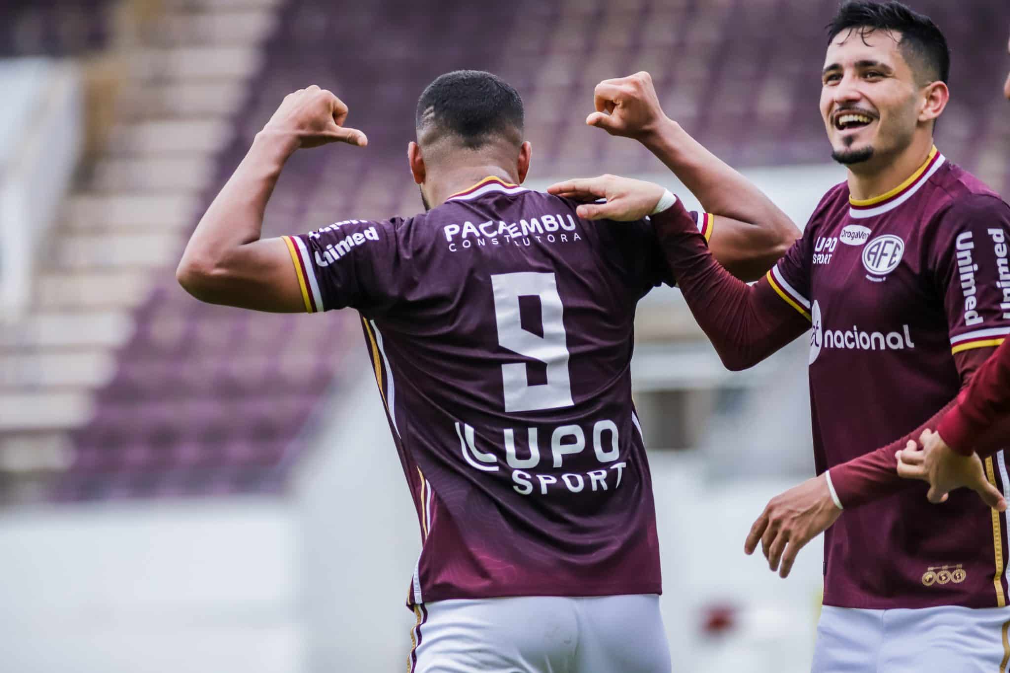 Brasfoot: redes sociais fazem menção ao jogo e aos classificados para a ...