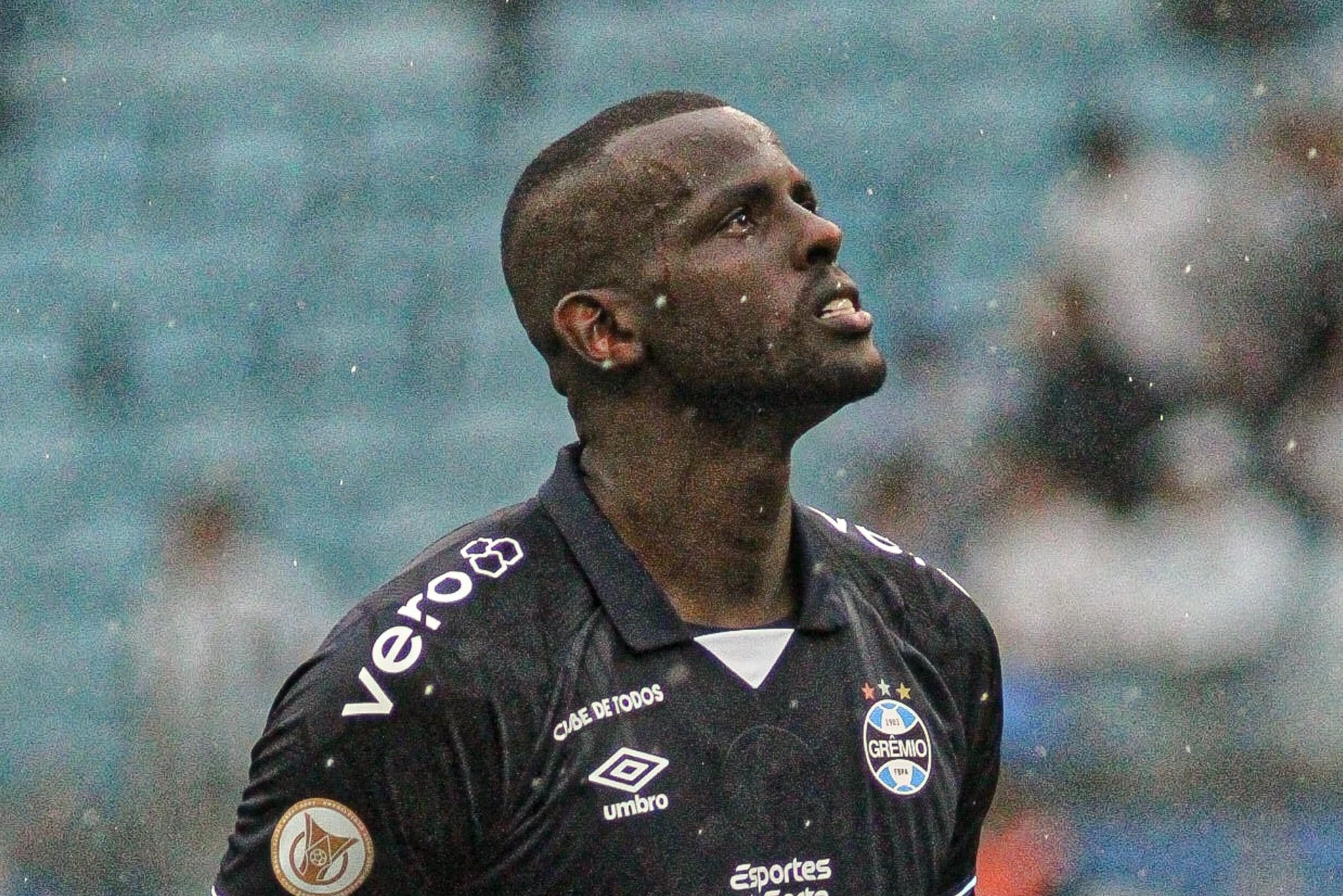 Caíque se emociona em estreia pelo Grêmio: "Valeu a pena" - Futebol na Veia