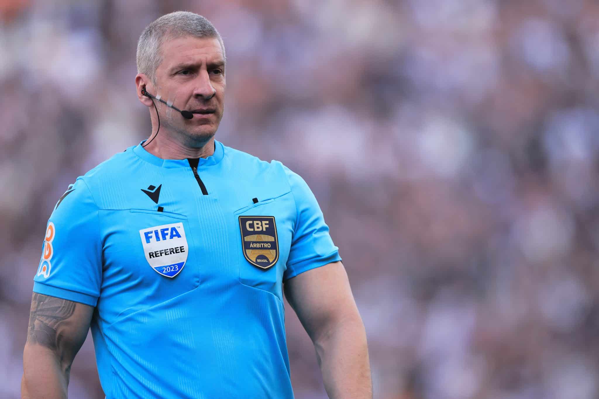 "Operação salva Santos": vascaínos ironizam escolha por Daronco em jogo ...